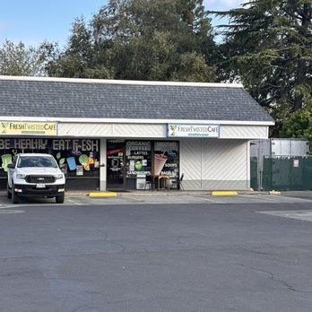 FRESH TWISTED CAFE - Updated October 2024 - 218 Photos & 610 Reviews ...
