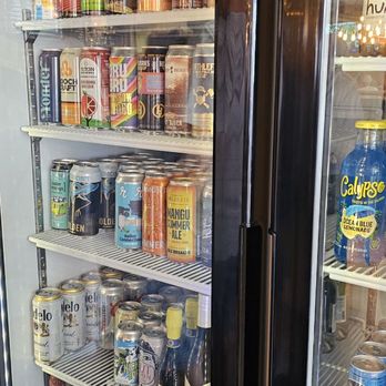 TAPPED PUBLIC HOUSE - Updated May 2026 - 154 Photos & 204 Reviews - 848 ...