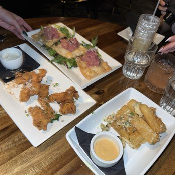 ESTELLA - Updated April 2025 - 231 Photos & 208 Reviews - 49 Temple Pl ...