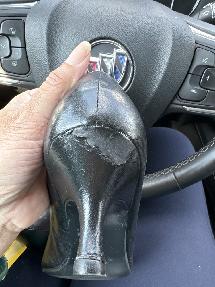 PINEWOOD HEEL BAR - Updated December 2025 - Pinewood Mall, Spartanburg ...