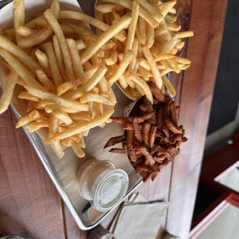 ACME BURGER - PETALUMA EAST - Updated December 2025 - 44 Photos & 39 ...