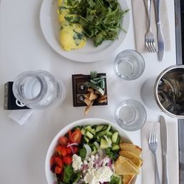 COMMONWEALTH CAFE - Updated August 2025 - 803 Photos & 653 Reviews ...