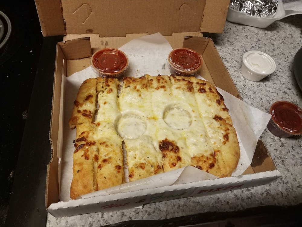 REDLINE PIZZERIA - Updated May 2025 - 34 Photos & 88 Reviews - 753 S ...