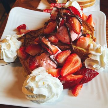 STRAWBERRY PLACE - Updated July 2025 - 489 Photos & 683 Reviews - 72 S ...