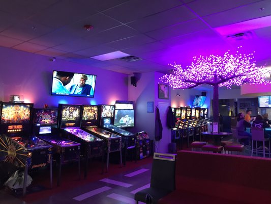 THE FLIPSIDE - 41 Photos & 39 Reviews - 140 E 4th St, Loveland, CO - Yelp