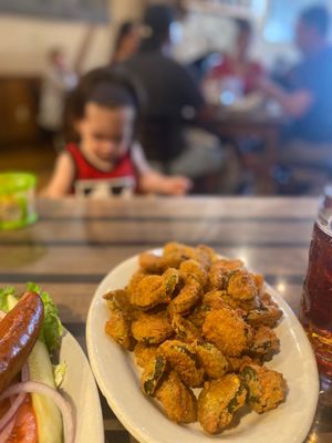 THE AUSLANDER - Updated January 2026 - 1257 Photos & 1282 Reviews - 323 ...