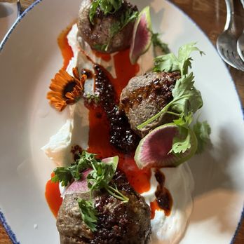 SYLVAN TABLE - Updated May 2025 - 1169 Photos & 419 Reviews - 1819 ...