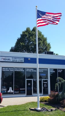 MODEL ELECTRONICS - Updated June 2025 - 26 Photos & 40 Reviews - 526 ...