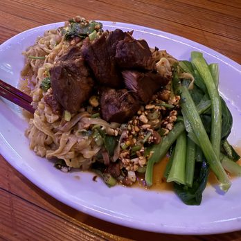 PESTLE ROCK - Updated October 2025 - 1333 Photos & 1012 Reviews - 2305 ...