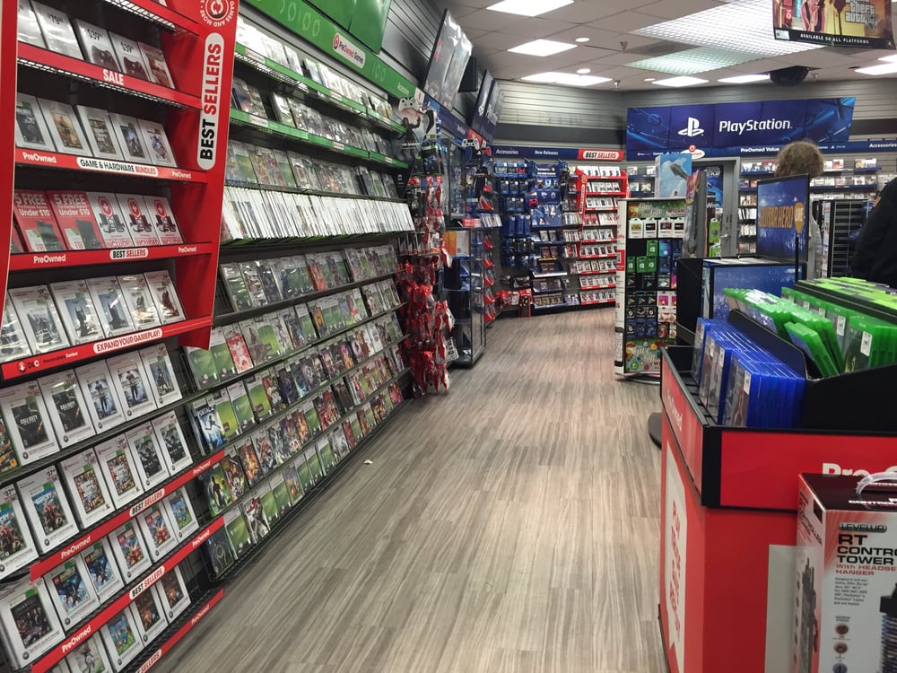 GAMESTOP - Updated January 2025 - Valley W Mall, West Des Moines, Iowa ...