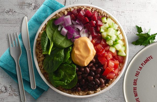 POULET ROUGE - Updated December 2025 - 10 Photos - 360 Queen St W ...