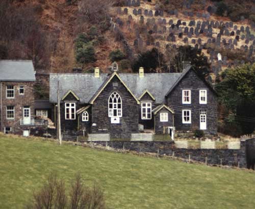 CANOLFAN CORRIS HOSTEL - Updated August 2024 - Old School Road, Corris ...