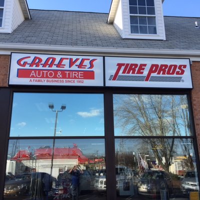GRAEVES AUTO & TIRE - Updated January 2026 - 19 Photos & 86 Reviews ...
