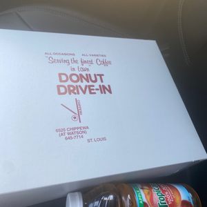 DONUT DRIVE-IN - 182 Photos & 298 Reviews - 6525 Chippewa St, Saint ...