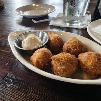 HALF SHELL OYSTER HOUSE - Updated October 2025 - 686 Photos & 397 ...