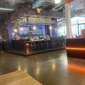 THE ANNEX FOOD HALL - Updated December 2025 - 372 Photos & 108 Reviews ...