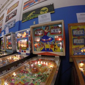 SEATTLE PINBALL MUSEUM - 333 Photos & 246 Reviews - Arcades - 508 ...