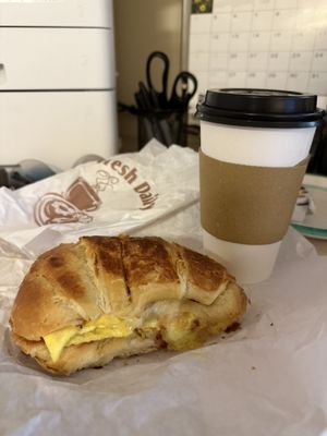 CAFE DES CROISSANTS - Updated October 2025 - 20 Photos - 990 Sonoma Ave ...