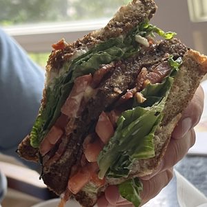 OAK TREE CAFE - Updated August 2025 - 6200 Oak Tree Blvd, Independence ...