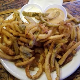 THE TAV - Updated December 2025 - 92 Photos & 195 Reviews - 117 W 4th ...