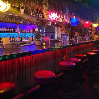 SATURN ROOM - Updated January 2026 - 262 Photos & 153 Reviews - 209 ...