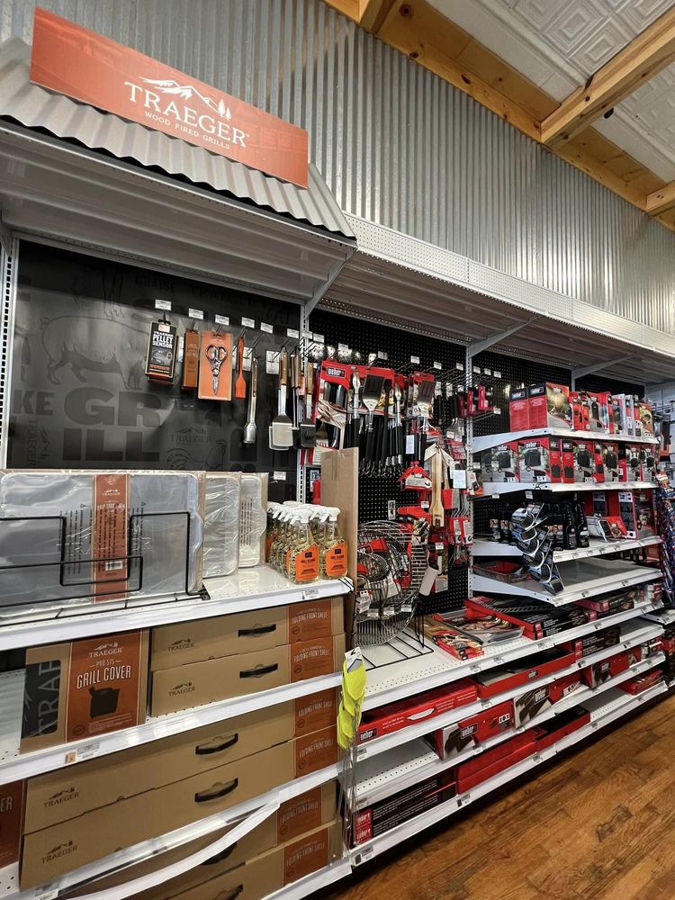 G&L GENERAL STORE ACE - Updated December 2025 - 118 E Weaver Ave ...