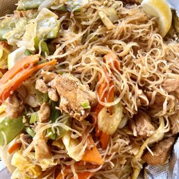 MAHARLIKA KARAOKE BAR AND GRILL - Updated January 2026 - 447 Photos ...