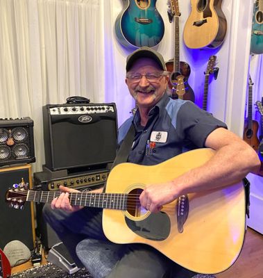 GUITAR & BASS LESSONS - JOHNNY LIGHTFOOT - Updated December 2024 - 34 ...