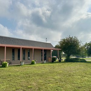 MUNCIE PUBLIC LIBRARY - KENNEDY LIBRARY - Updated July 2025 - 19 Photos ...