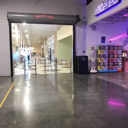 ALLEY 51 - Updated April 2025 - 198 Photos & 52 Reviews - 10500 Centrum ...