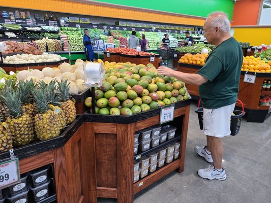 LA PLAZA MARKET - 25 Photos - 3065 McKee Rd, San Jose, California ...