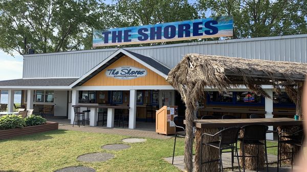 THE SHORES WATERFRONT RESTAURANT - Updated July 2025 - 71 Photos & 103 ...