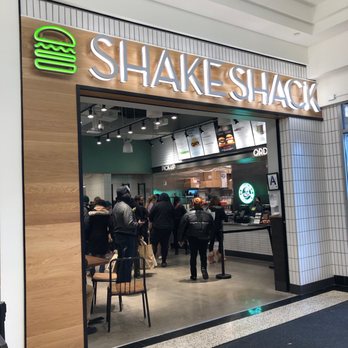 SHAKE SHACK KINGS PLAZA - Updated September 2025 - 20 Photos & 19 ...