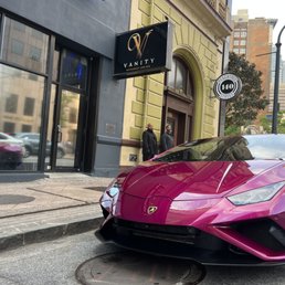 VANITY RESTAURANT AND BAR - Updated July 2025 - 78 Photos & 36 Reviews ...