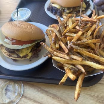 SEXTON’S BURGER BAR - Updated May 2025 - 122 Photos & 67 Reviews - 921 ...