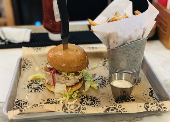 BURGEROLOGY MIDTOWN - 116 Photos & 85 Reviews - 320 W 36th St, New York ...