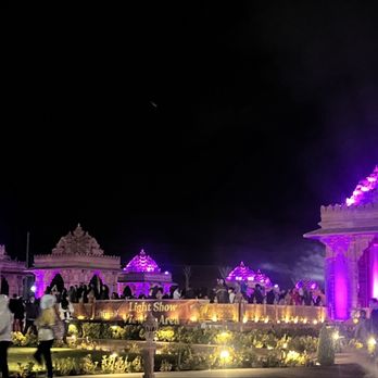 BAPS SHRI SWAMINARAYAN MANDIR - LOS ANGELES - Updated May 2025 - 2667 ...