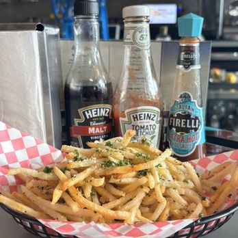 SMALL FRY - Updated December 2025 - 60 Photos & 25 Reviews - 777 ...