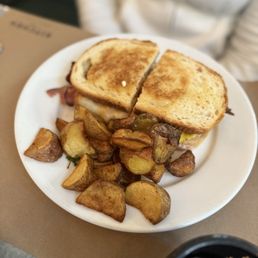 KITCHEN NO 324 - Updated December 2025 - 2262 Photos & 1788 Reviews ...