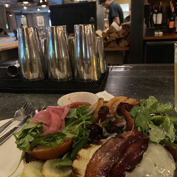 GUILD TAVERN - Updated January 2026 - 153 Photos & 256 Reviews - 1633 ...