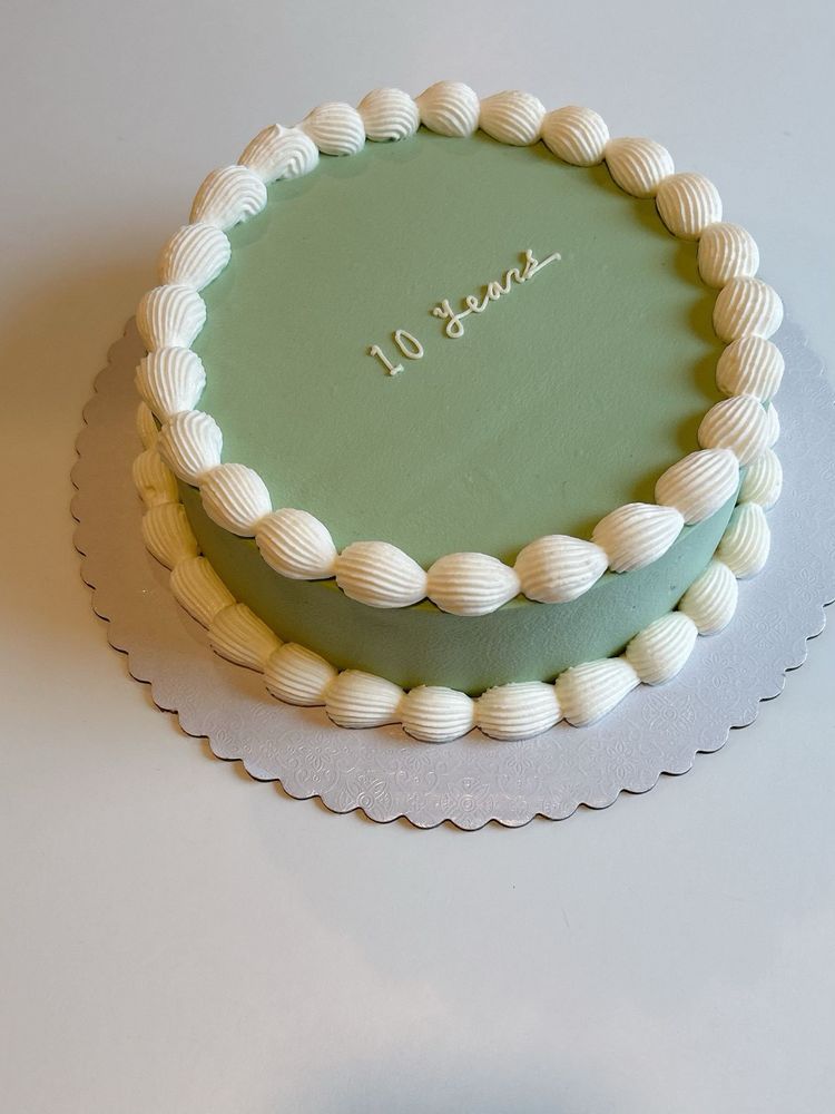 MY FAVORITE CAKE - Updated July 2025 - Portland, Oregon - Custom Cakes ...