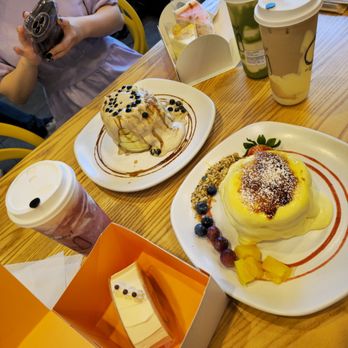 MOTTO TEA CAFE - Updated August 2024 - 1639 Photos & 590 Reviews - 250 ...