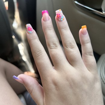 ROYAL NAIL SPA - Updated January 2025 - 40 Photos & 12 Reviews - 437 ...