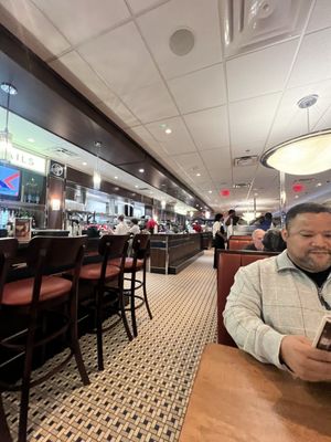 SILVER DINER - Updated December 2025 - 140 Photos & 83 Reviews - 2951 ...