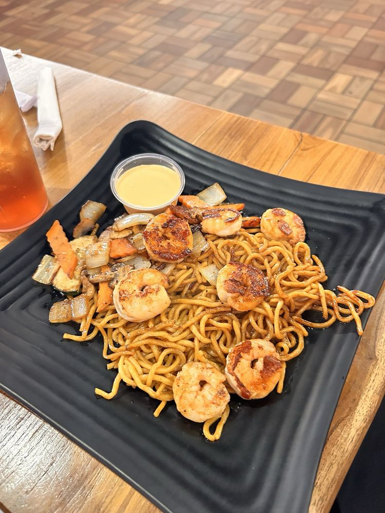 SHOGUN SUSHI AND HIBACHI - Updated September 2024 - 40 Photos & 51 ...