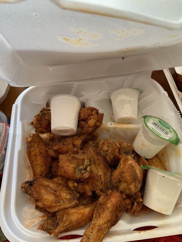 WINGS PLUS 3 - Updated April 2024 - 50 Photos & 44 Reviews - 437 Green ...