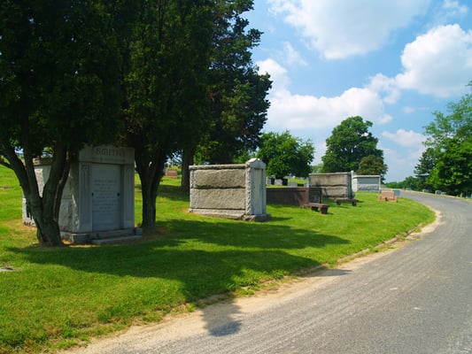 LINCOLN MEMORIAL CEMETERY - Updated December 2025 - 25 Photos & 16 ...