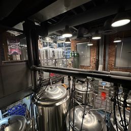 STATS BREWPUB - Updated July 2025 - 338 Photos & 745 Reviews - 300 ...