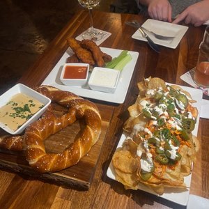 KNOTTY BARREL - 763 Photos & 787 Reviews - 844 Market St, San Diego, CA ...