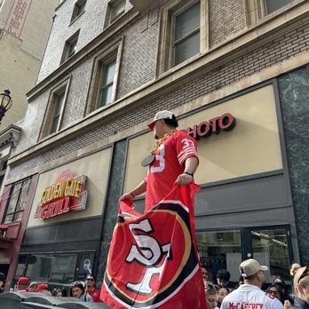 GOLDEN GATE TAP ROOM - Updated November 2024 - 944 Photos & 1110 ...